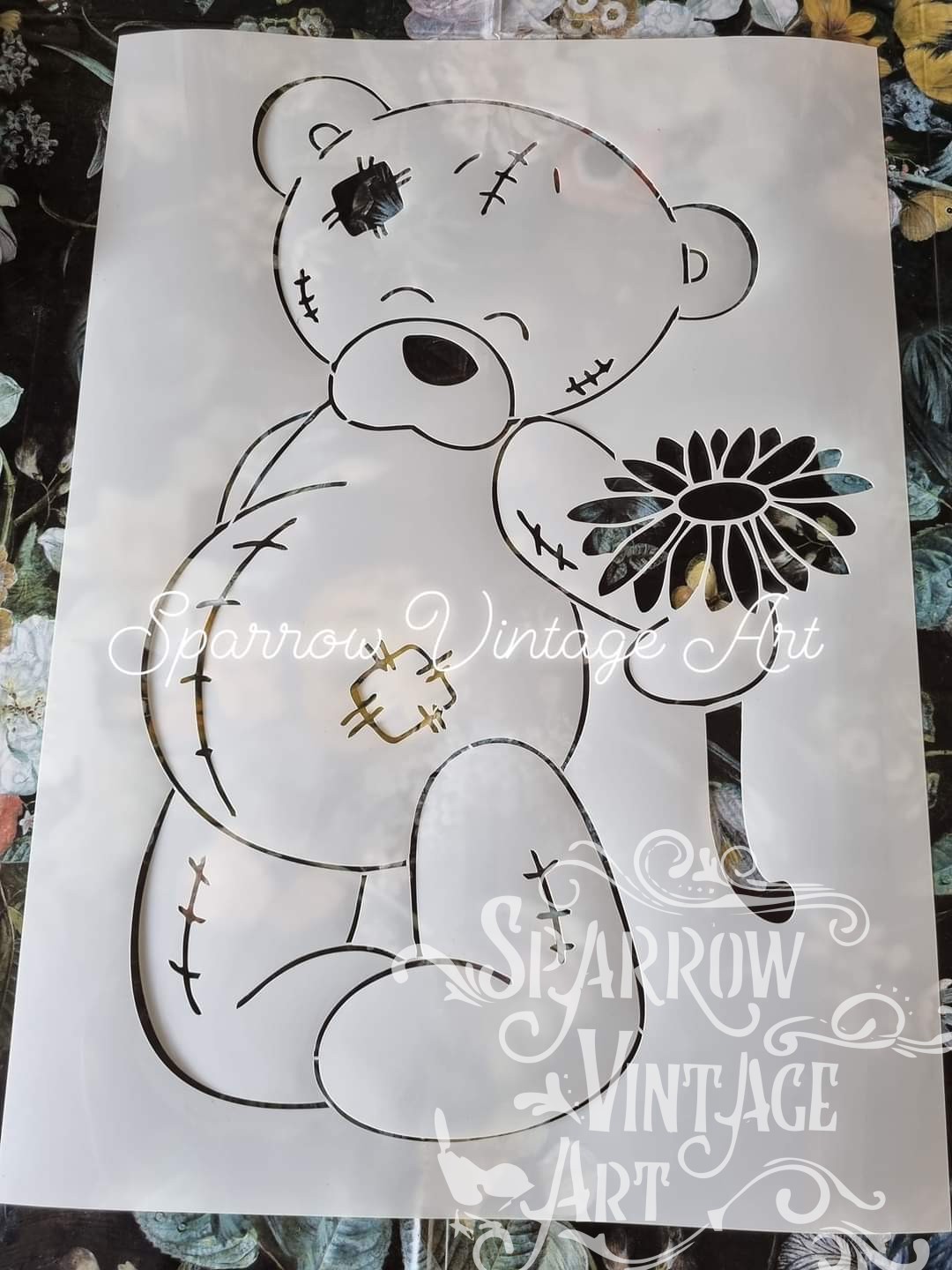 Teddy with flower – Stencil - Sparrow Vintage Art